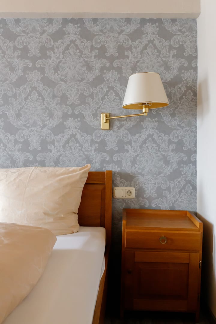 Gasthof Schwarzes Lamm - 4 Bett Zimmer - Rothenburg ob der Tauber