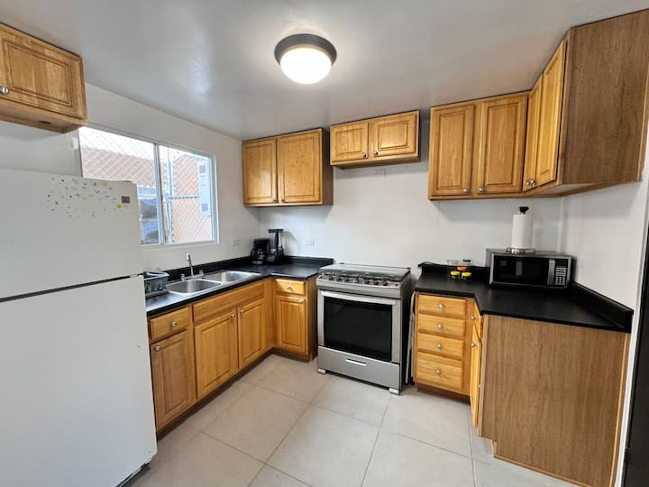 Casa Amplia, Comoda Con Seguridad 24/7 - Tijuana