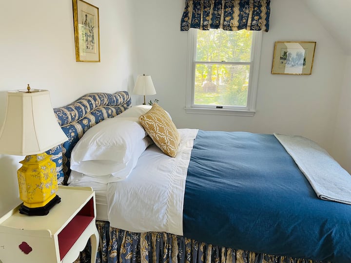 Room In South Dartmouth - Dartmouth, MA