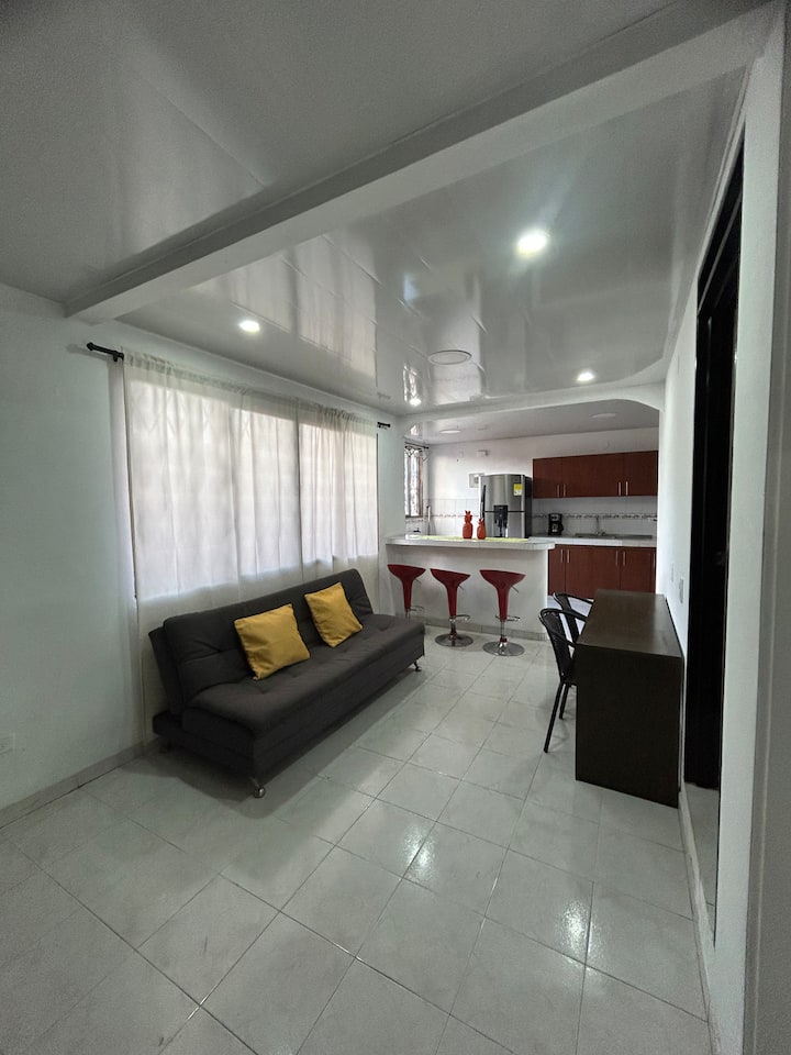 Apartamento 301 Céntrico Y Amplio. - Cali