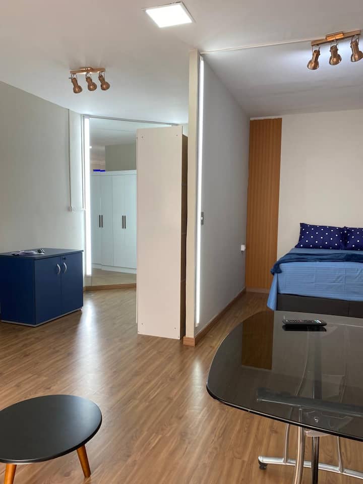 Apart Grande 5 Quartos, Até 10 Pessoas, Lado Metro - São Paulo