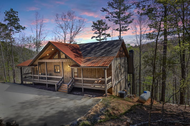 Bearfoot On The River In Coosawattee Resort - Ellijay, GA