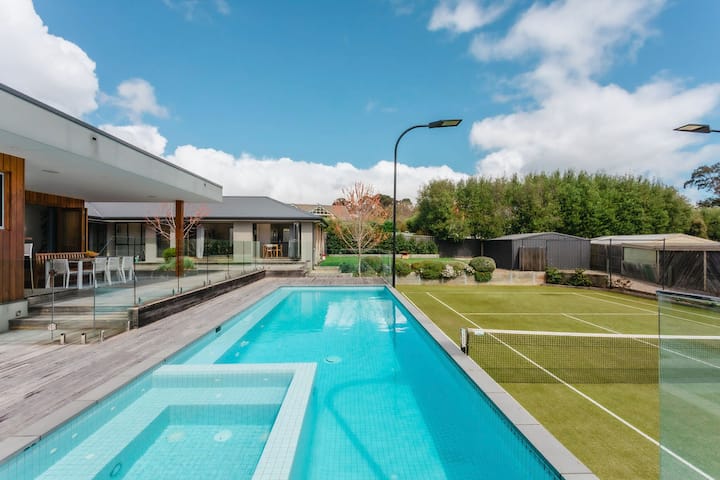 Bay Road Luxury Family Retreat - Mornington