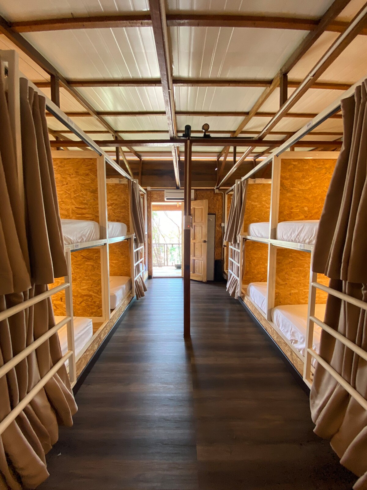 Surf & Stay Hostel by The Beach - Bed and breakfasts for Rent in ...