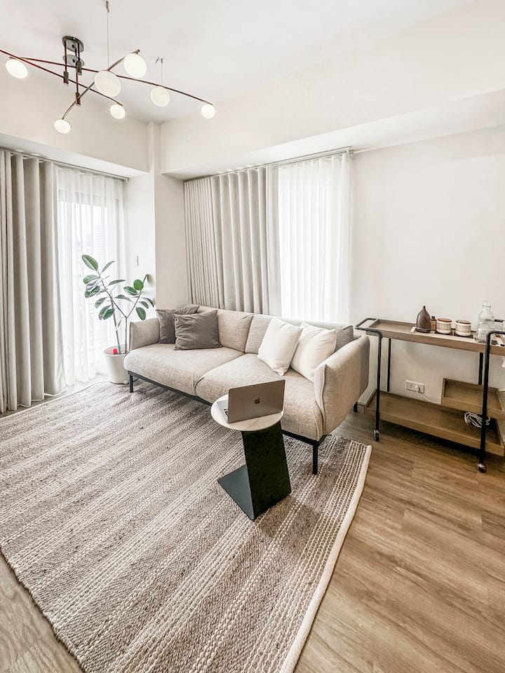 7mins Walk To It Park | Fast Wi-fi | Modern Vibe - Cebu City