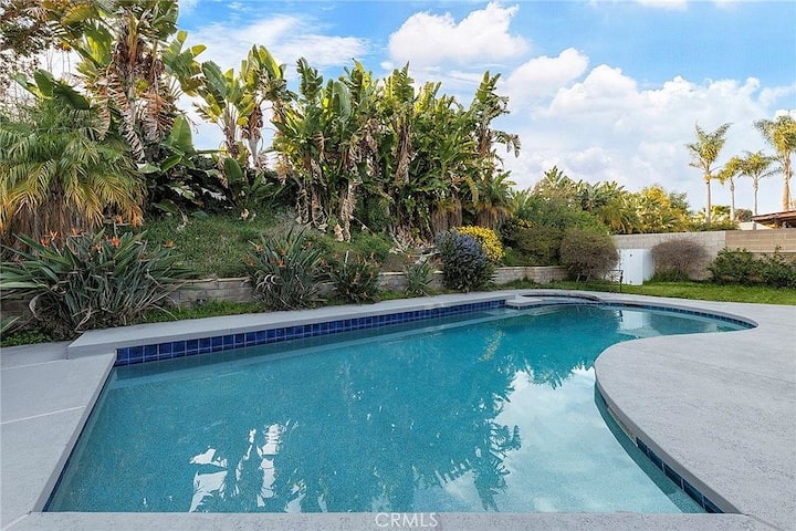 山湖艺境 - Lake Forest, CA