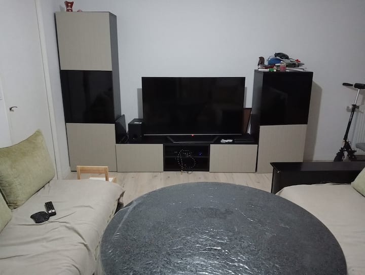 Location D'une Chambre + Salon - Pontoise