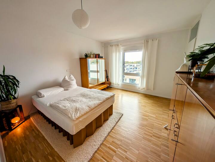 Helles Zimmer Mit Badezimmer & Weitblick/ Naturnah - Nuremberg