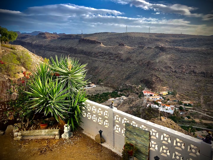 Casa Calma Cycling Hostel - Playa del Inglés