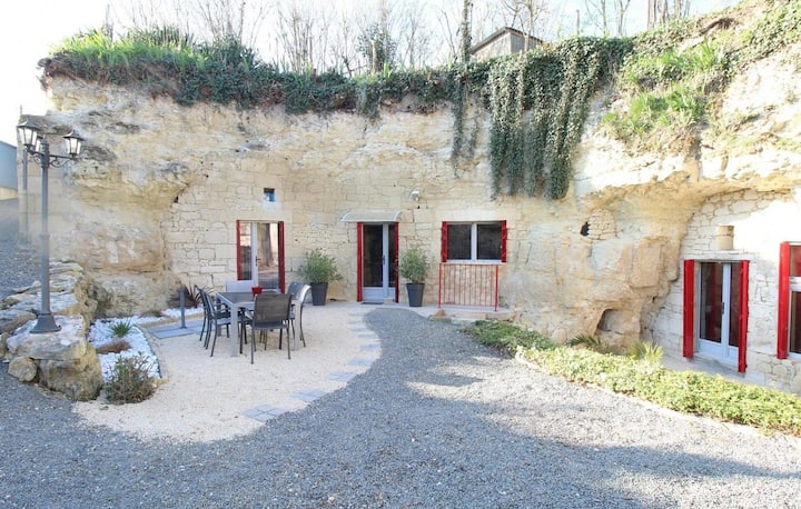 La Grotte Rouge, Gîte Troglodyte 6 Personnes - Doué-la-Fontaine