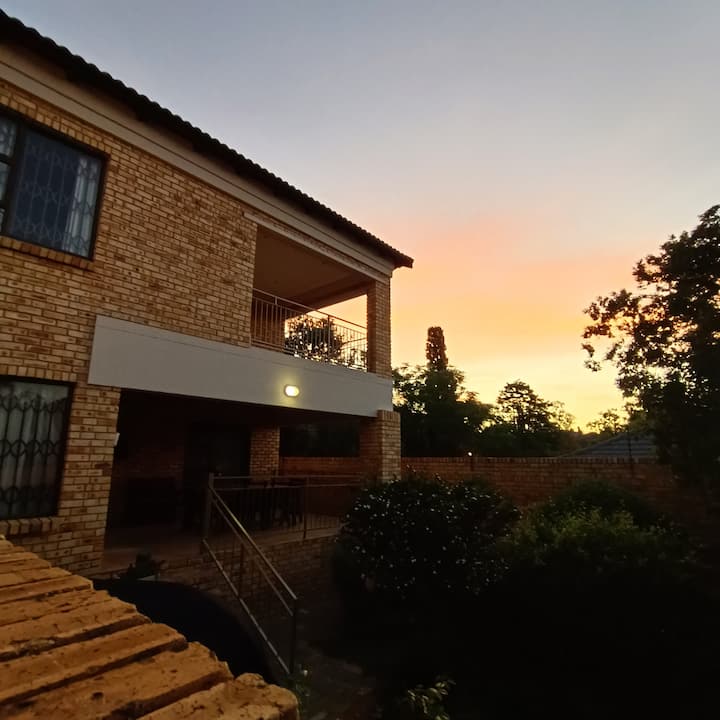 Apartment A - New York In Ferndale! - Sandton