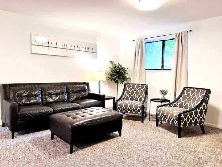 Gr Escape, 2 Bedroom, 1 Bath - Grand Rapids, MI