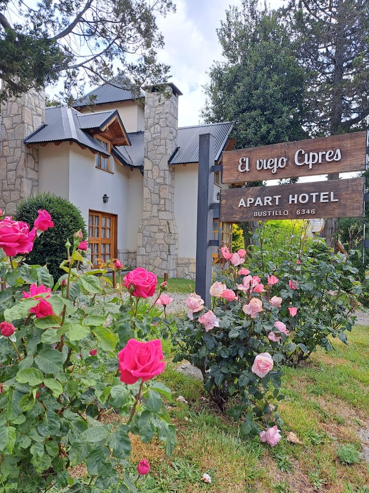 Soñada Cabaña Viejo Ciprés 6 - San Carlos de Bariloche