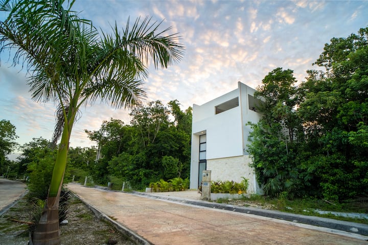 Casa Morelos, Alojamiento Nuevo. - Puerto Morelos