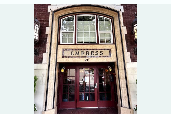 Empress Rose - Portland, OR