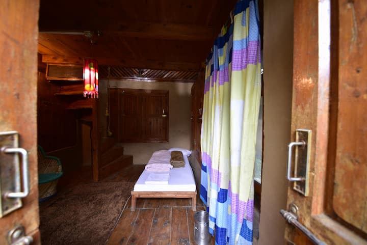 Nature's Abode Cabins In Jibhi. - Jibhi