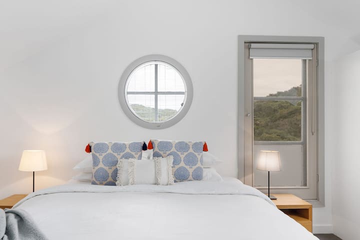 6 And 6a Oceanic Apartments - Portsea