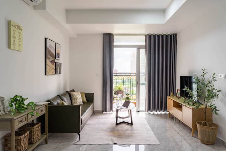 Roomio _ Single Room With Shared Bathroom _ D2 - ホーチミン