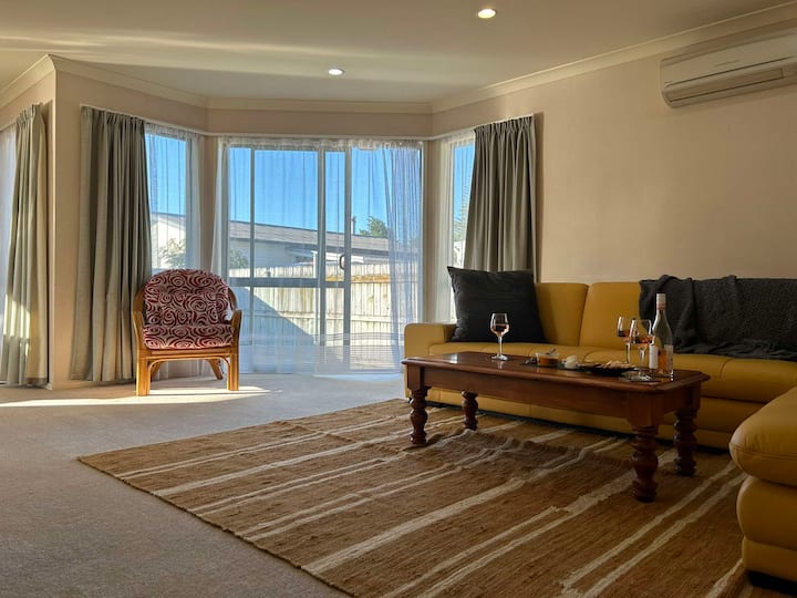 Hidden Gem On Gloucester - Napier