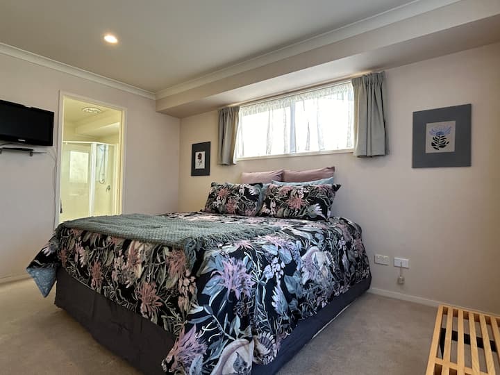 Hidden Gem On Gloucester -