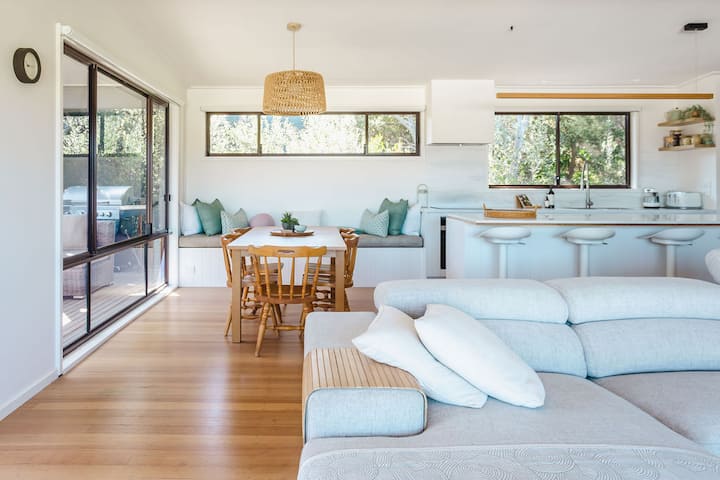 Sunsets & Valley Views - Portsea