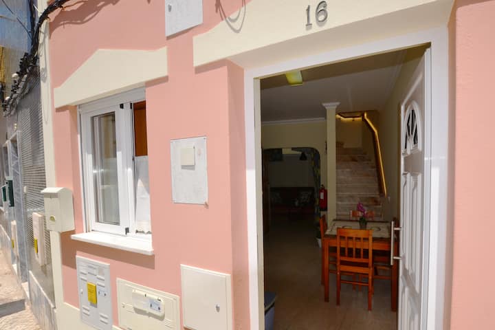 Casa Rosa Alvor - Alvor