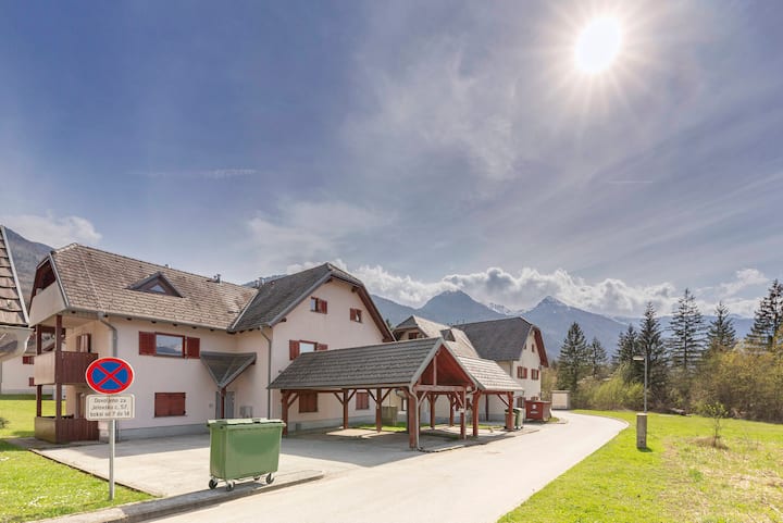 Timber Apartment | Cozy Nature Stay | Free Parking - Bohinjska Bistrica