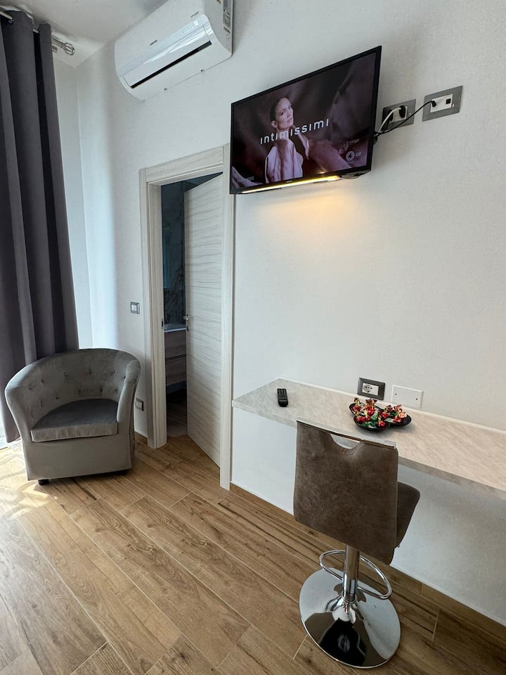 Cristina's House B&b Con Balcone - Ferrare