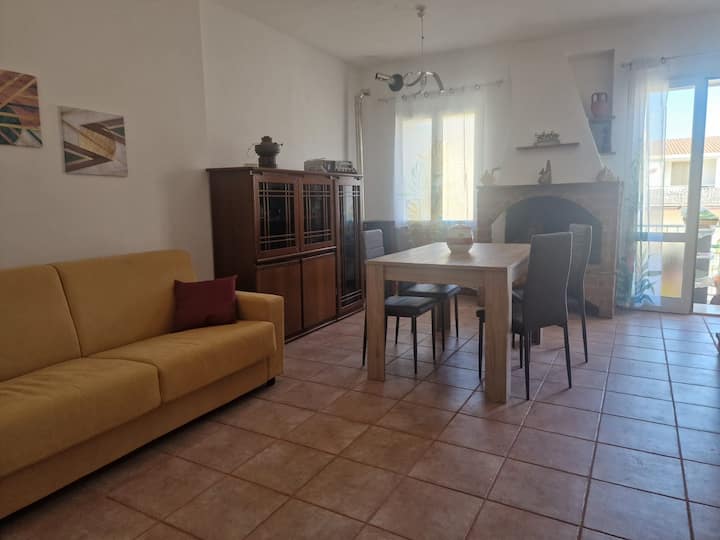 Casa Marina, Comodo Bivano - Girasole