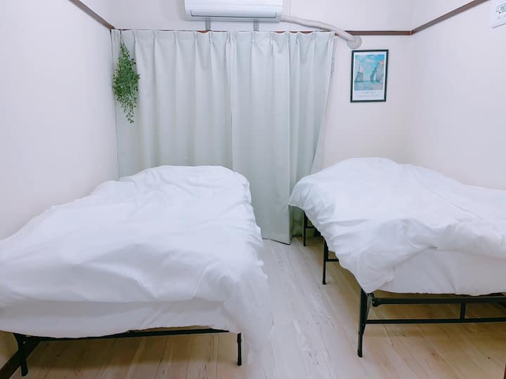 名古屋駅徒歩5分/白川郷行きバス停徒歩圏内/ベッド3台/快適に寛げる清潔な部屋5 - Nagoya