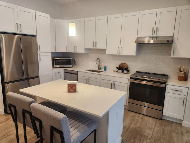 Luxurious & Family Friendly Stay - Allentown, PA