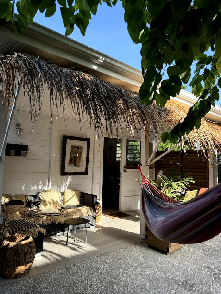 Cabanes à 2 Pas Du Lagon & Plage: Charme & Confort - Martinique