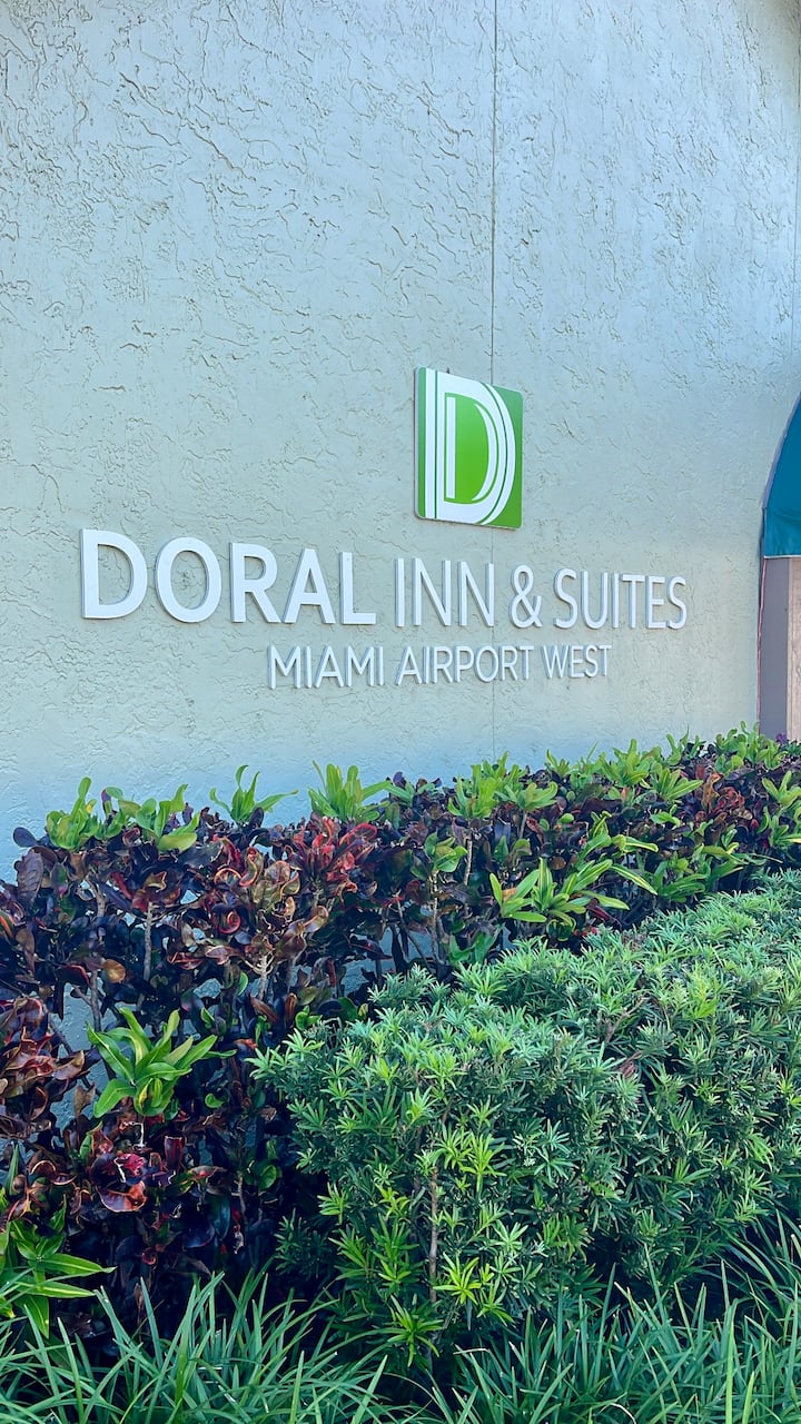 Hidden Gem Penthouse In The Heart Of Doral - South Miami, FL