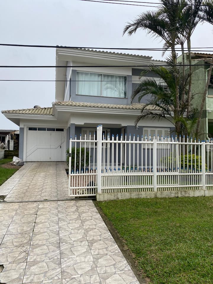 Casa 3 Quartos Próxima Ao Centro - Xangri-Lá