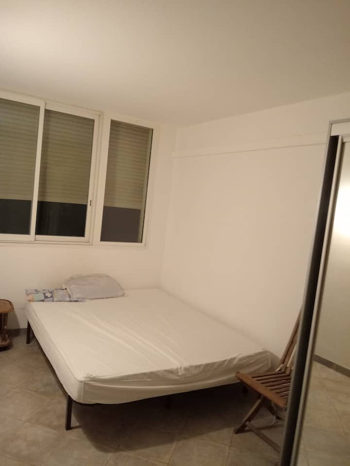 Appartement Avec Deux Chambres. - L'Île-Rousse