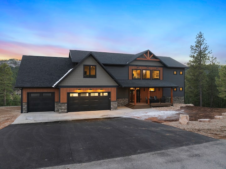 New 7 Bed 7 Bath - Life's A Hoot - Deadwood, SD