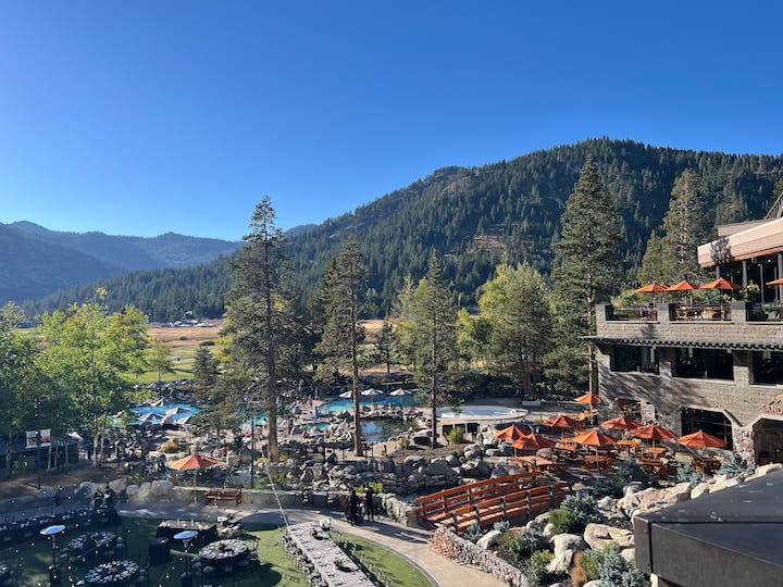 Deluxe Three-bedroom Penthouse - Tahoe City, CA