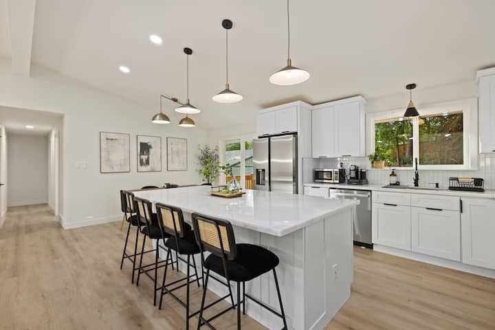 Serene Suite Minutes To Seatac! - 迪摩因市