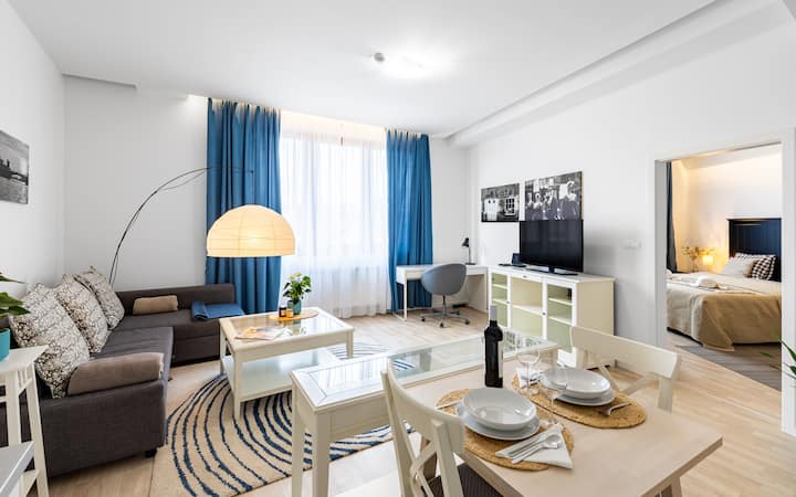City Skyline View Retreat W/ Elevator Access - Bratislava