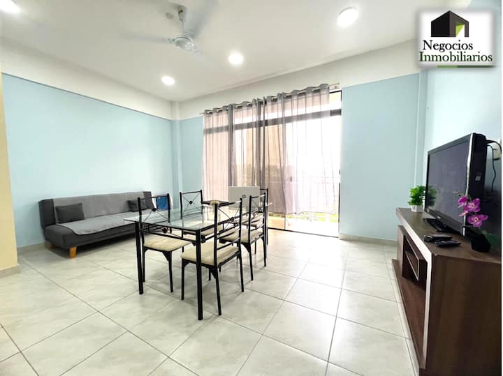 Amplio Y Luminoso Departamento - Asunción