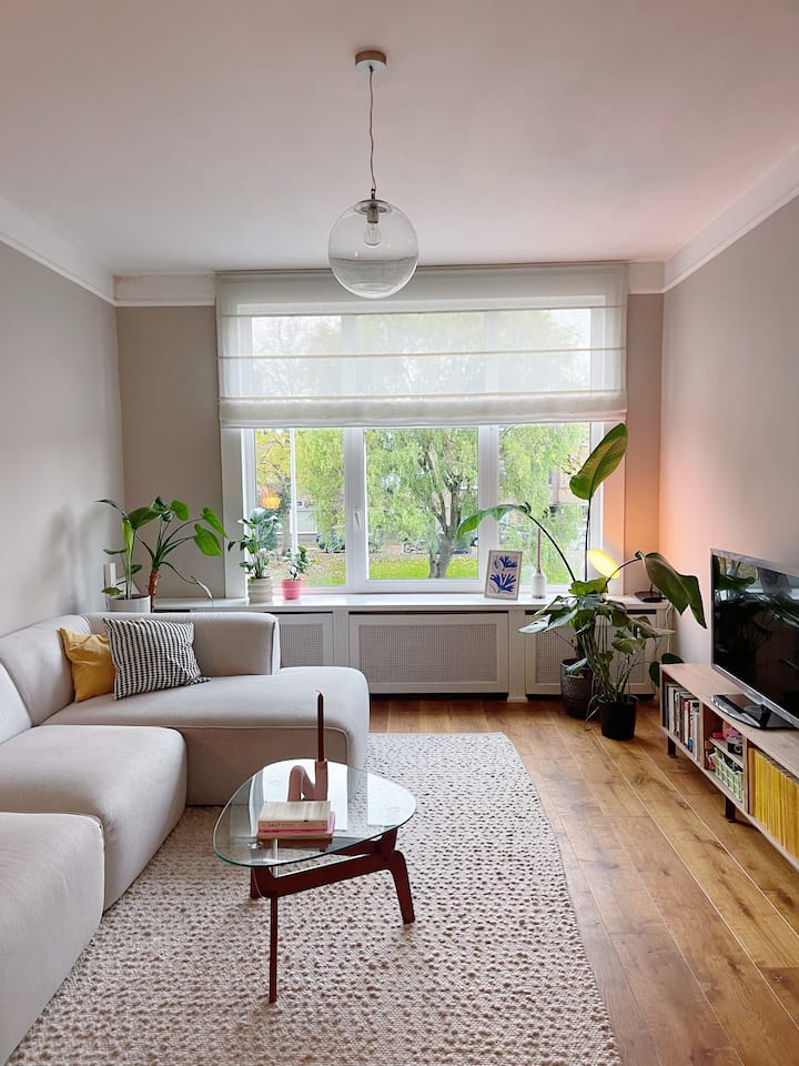 Casa De Mientos - The Hague