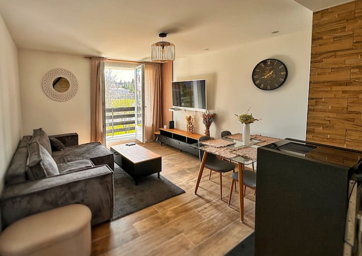 Les Rousses Du Lac - Les Rousses