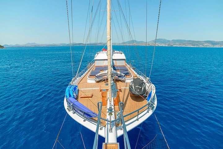 Gulet Yacht Bella Up To 12 Guest Capacity - Bodrum