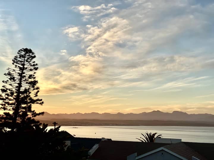 Seaview Artist's Retreat - Mossel Bay