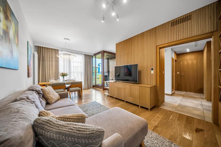 Warsaw Kolejowa Apt - Parking, Balcony, Workspace - Varsovie