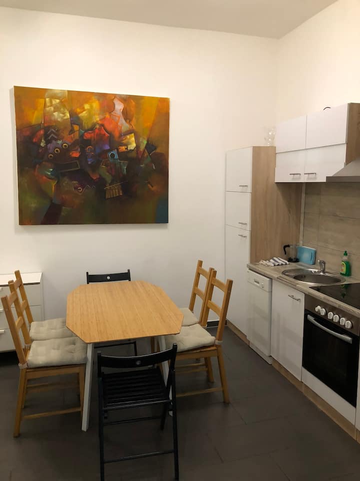 Friedrichshain - Großzügige Wohnung, Zentrumsnah - Berlin
