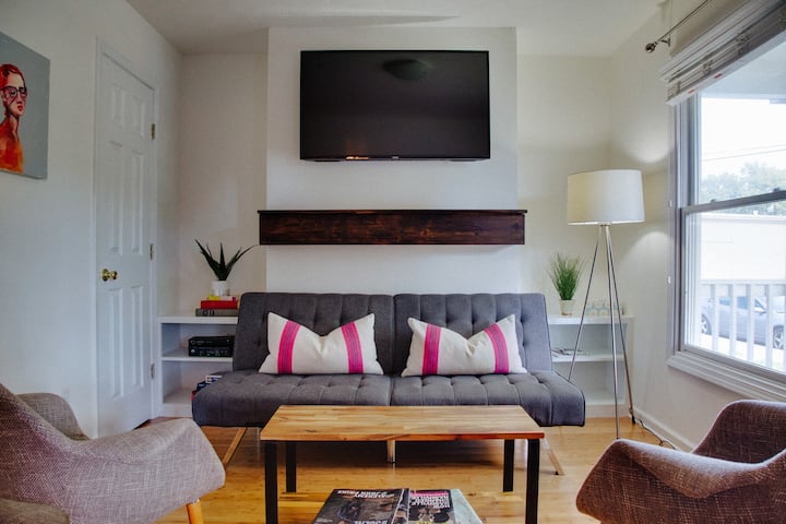 Downtown Nashville Close, Comfortable & Convenient - Nashville, TN