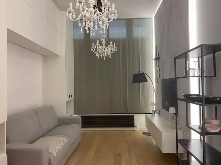 Nuovo Monolocale In Zona Navigli - Milan