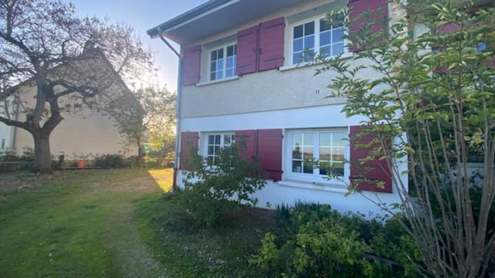 Appartement Pour 2 Adultes Et Un Enfant - Beaune