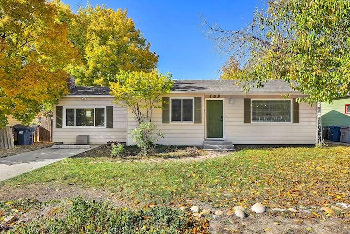 50s Beauty Walk-able To River And Downtown - Boise, ID